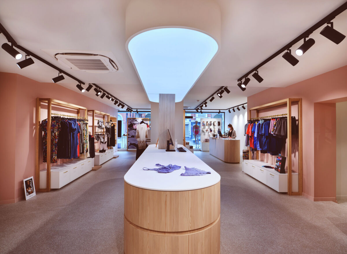 As the official ambassador of Aluvision modular systems, we invite you ...